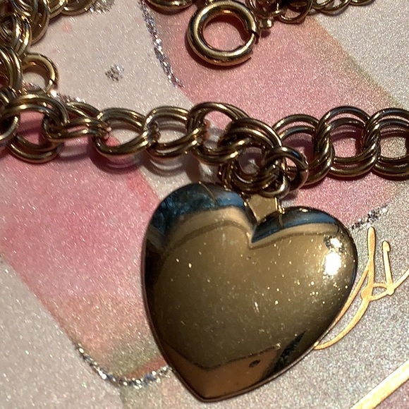 Avon | Jewelry | Vintage Avon 965 Presidential Award Charm Bracelet ...